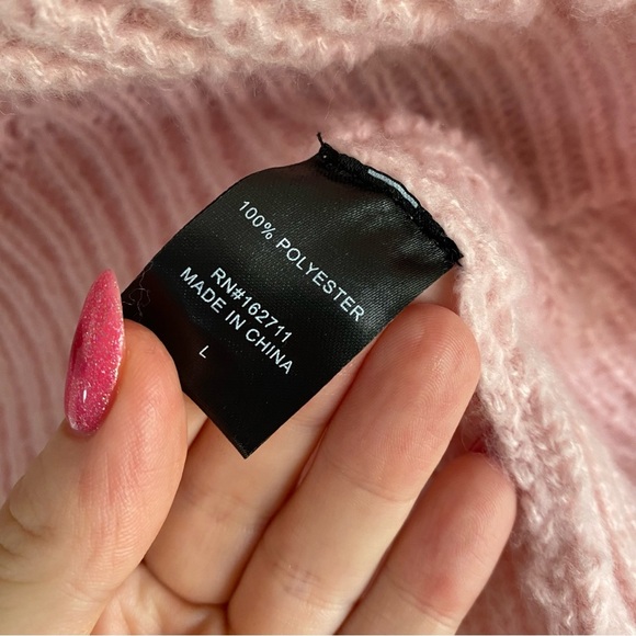 Major Label Group | Sweaters | Major Label Group Heart Sweater | Poshmark